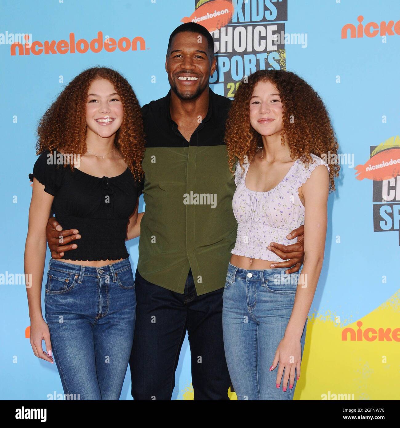 Santa Monica - CA -20190711- 2019 Nickelodeon Kids` Choice Sports Awards -PICTURED: Sophia ...